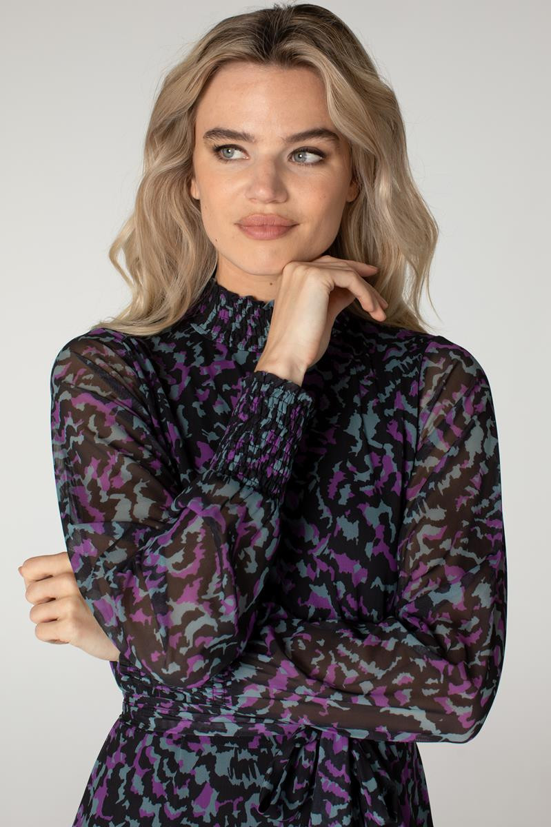 Juffrouw Jansen Dianne midi-jurk met abstract dessin en smockdetails ...
